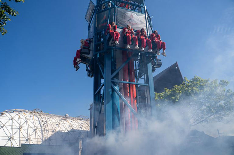 Blackpool Pleasure Beach blasted over 'scandalous' ticket price for non ...