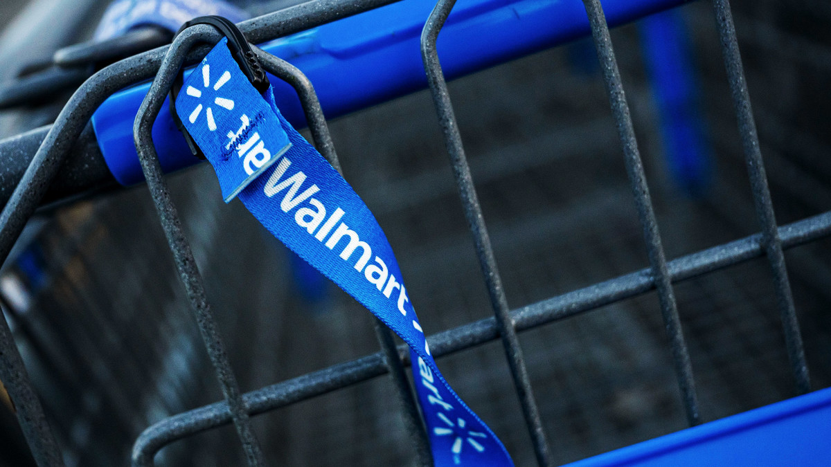 Walmart is selling a $119 Bluetooth speaker for just $49, and customers ...