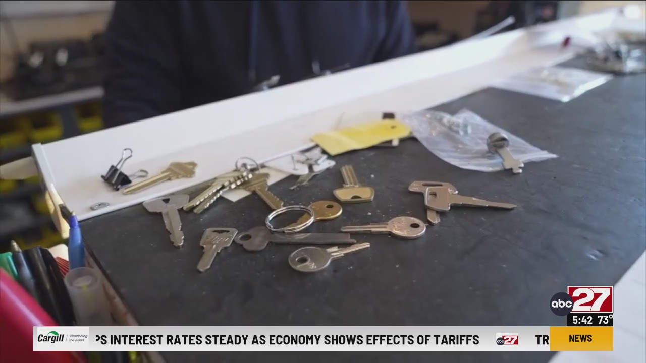 If you need a locksmith, here's why you shouldn't always pick the first ...