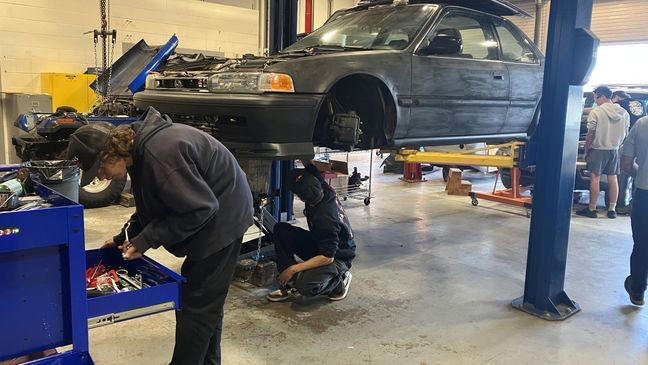 WCSD's auto shop class sparks student interest as trade skills become ...