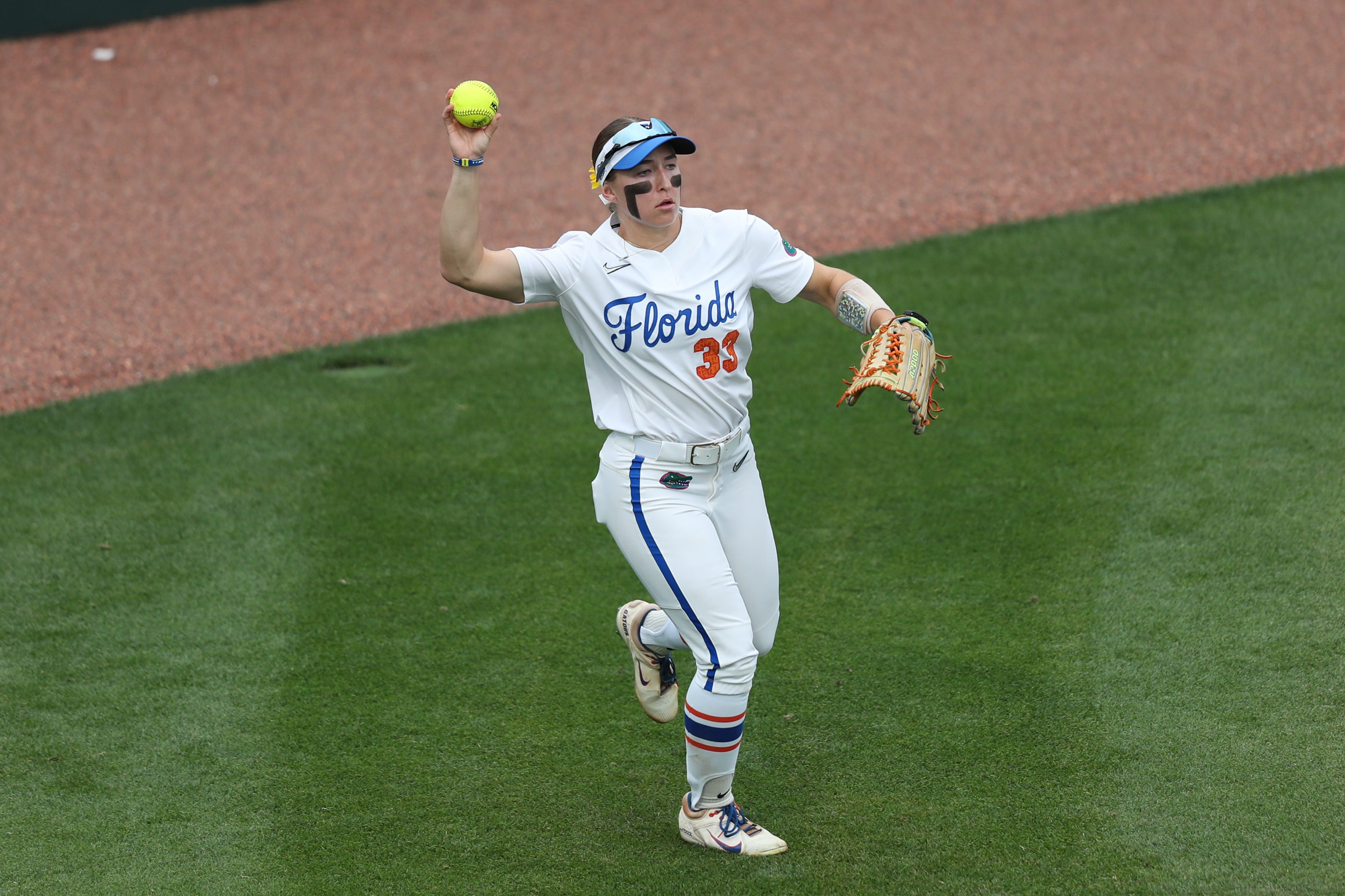 Florida softball vs. Ole Miss in SEC Tournament Final Score: Gators ...