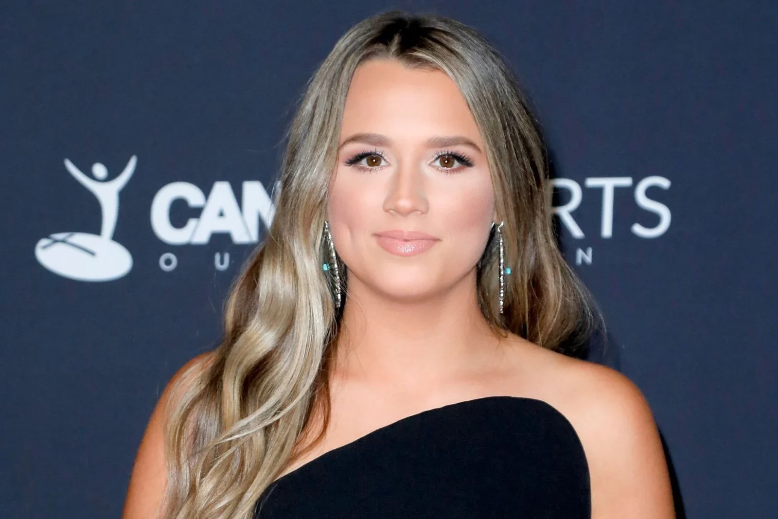 Gabby Barrett Returns With 2025 Life I’m Living Tour