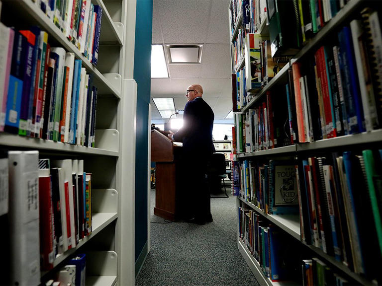Alberta teachers pave way for strike with strong vote to authorize ... Alberta teachers pave way for strike with strong vote to authorize ...