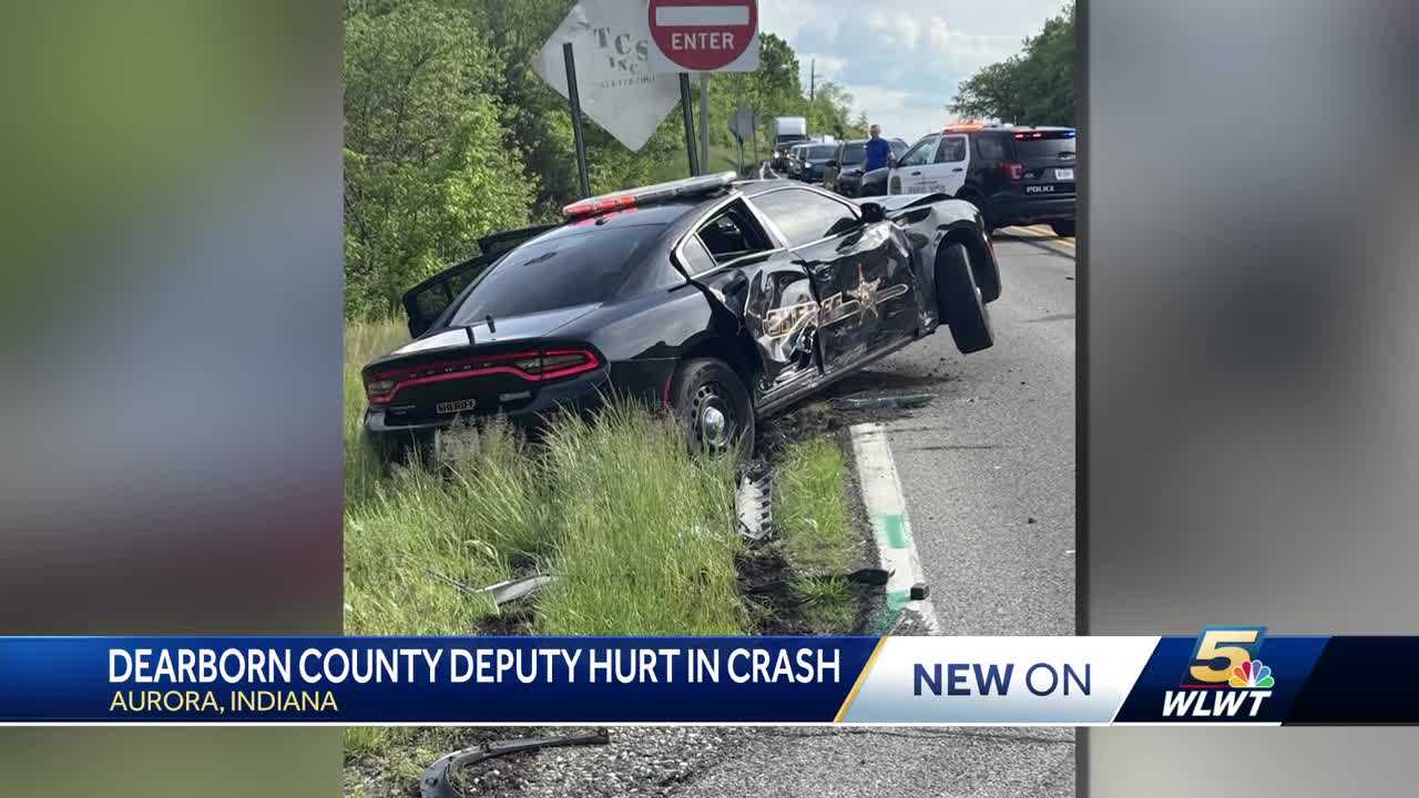 Dearborn County sheriff's deputy injured after crash in Aurora