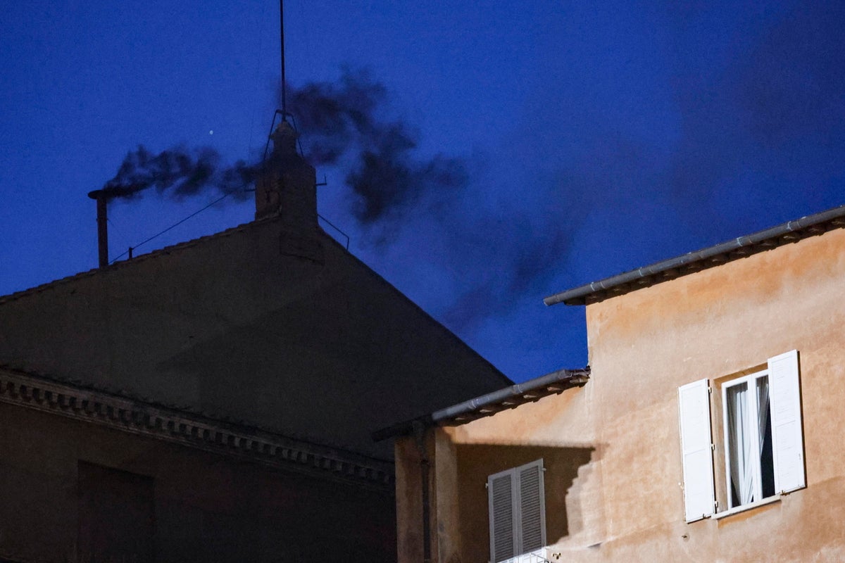 Conclave live: Cardinals set for more talks after black smoke signals ...