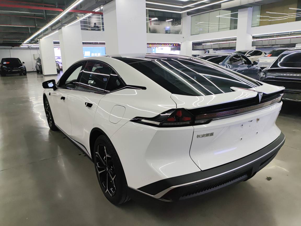 深蓝汽车 深蓝SL03 2023款 200Max增程版实拍图