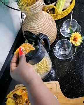 Pineapple Leaf & Ginger Tea