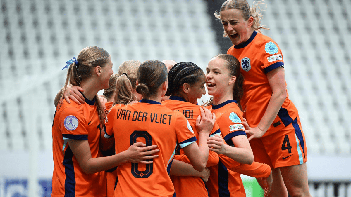 Oranje O17 bereikt EK-finale na zenuwslopende strafschoppenserie tegen ...