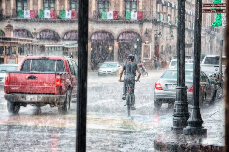 Maltempo sull’Italia: tromba d’aria in Toscana, frane in Trentino e ...