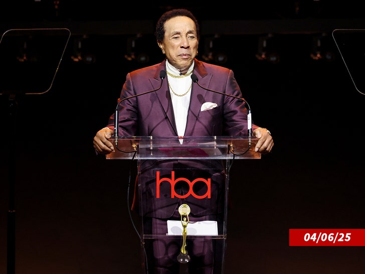 Smokey Robinson's 5th Alleged Victim Files Police Report, Claims Sexual ...