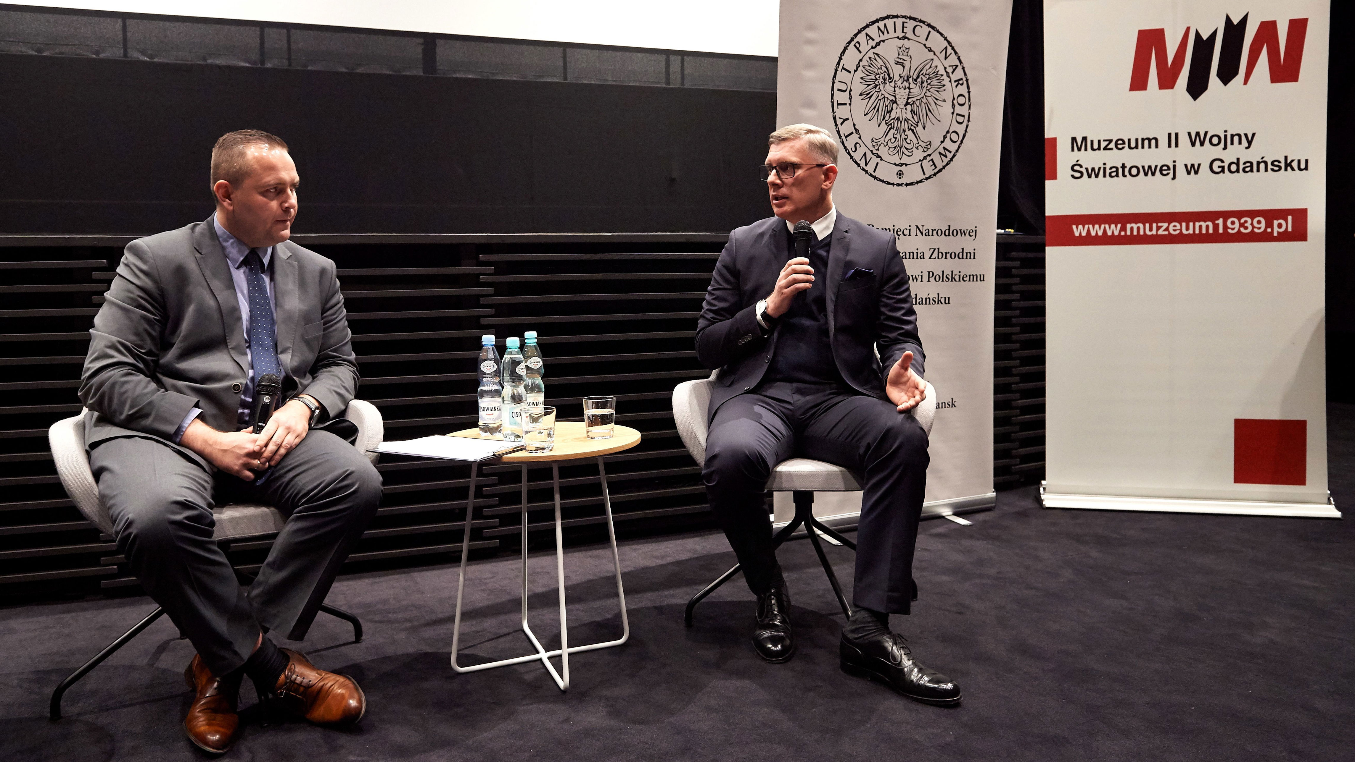 Karol Nawrocki przed prokuraturą wojskową. "Polsce Tuska trzeba ...