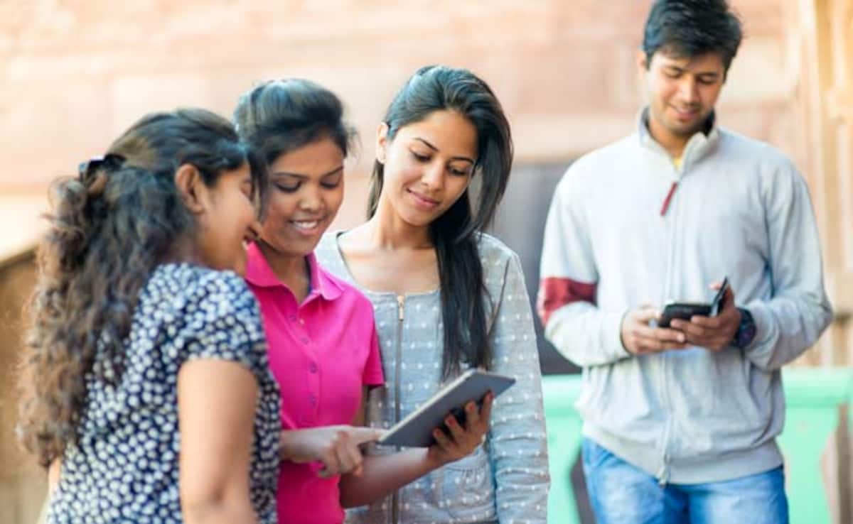 CBSE Board Exams 2026: Sample Questions For Class 12 Mathematics, Physics