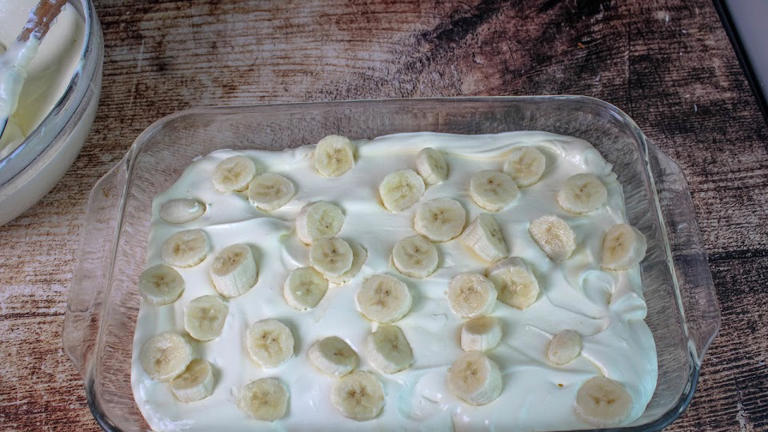 Super simple to make, this rich and creamy banana pudding will feed a crowd