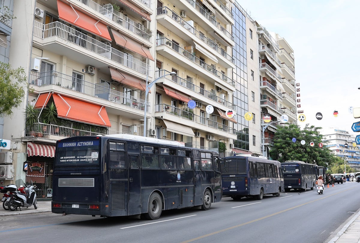 Εθνικιστική Νεολαία Θεσσαλονίκης: Ενώπιον του εισαγγελέα οι 28 ...