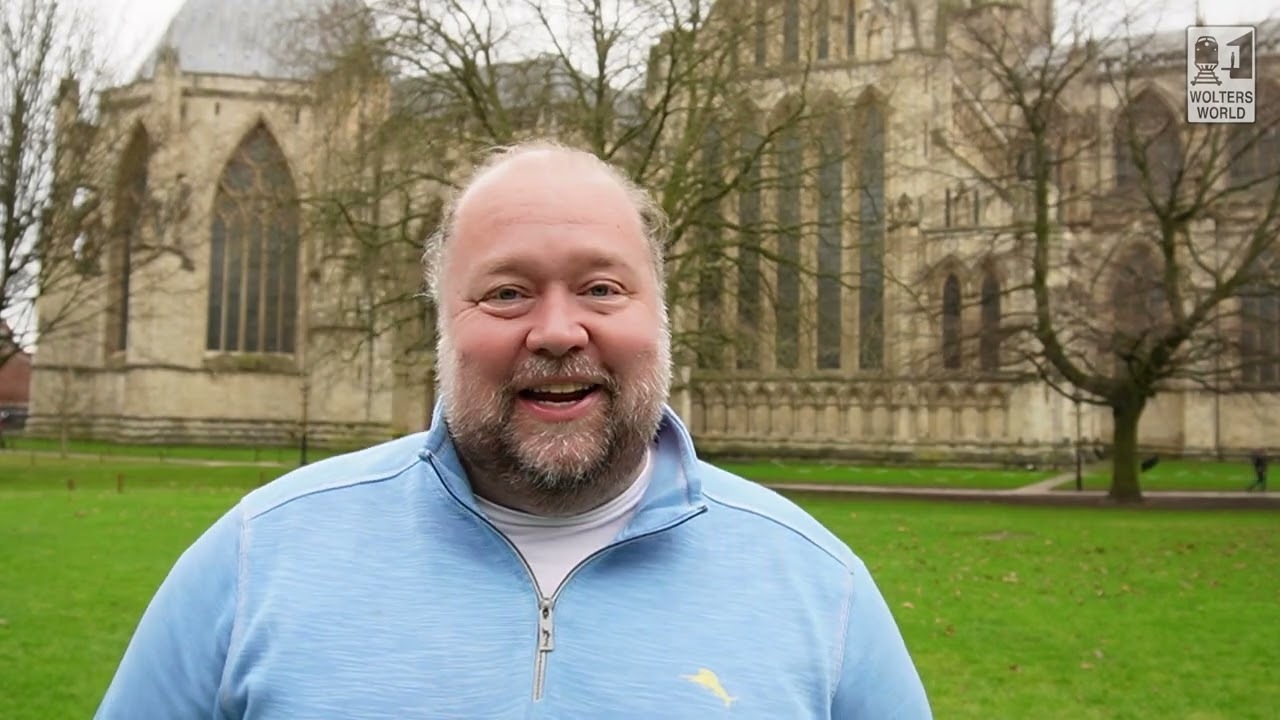 How do professors connect with students in large classes?