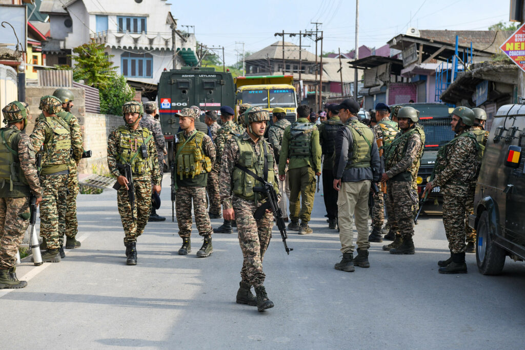 Pakistan dreigt India met kernwapens: “Als wij ten onder gaan, nemen ...