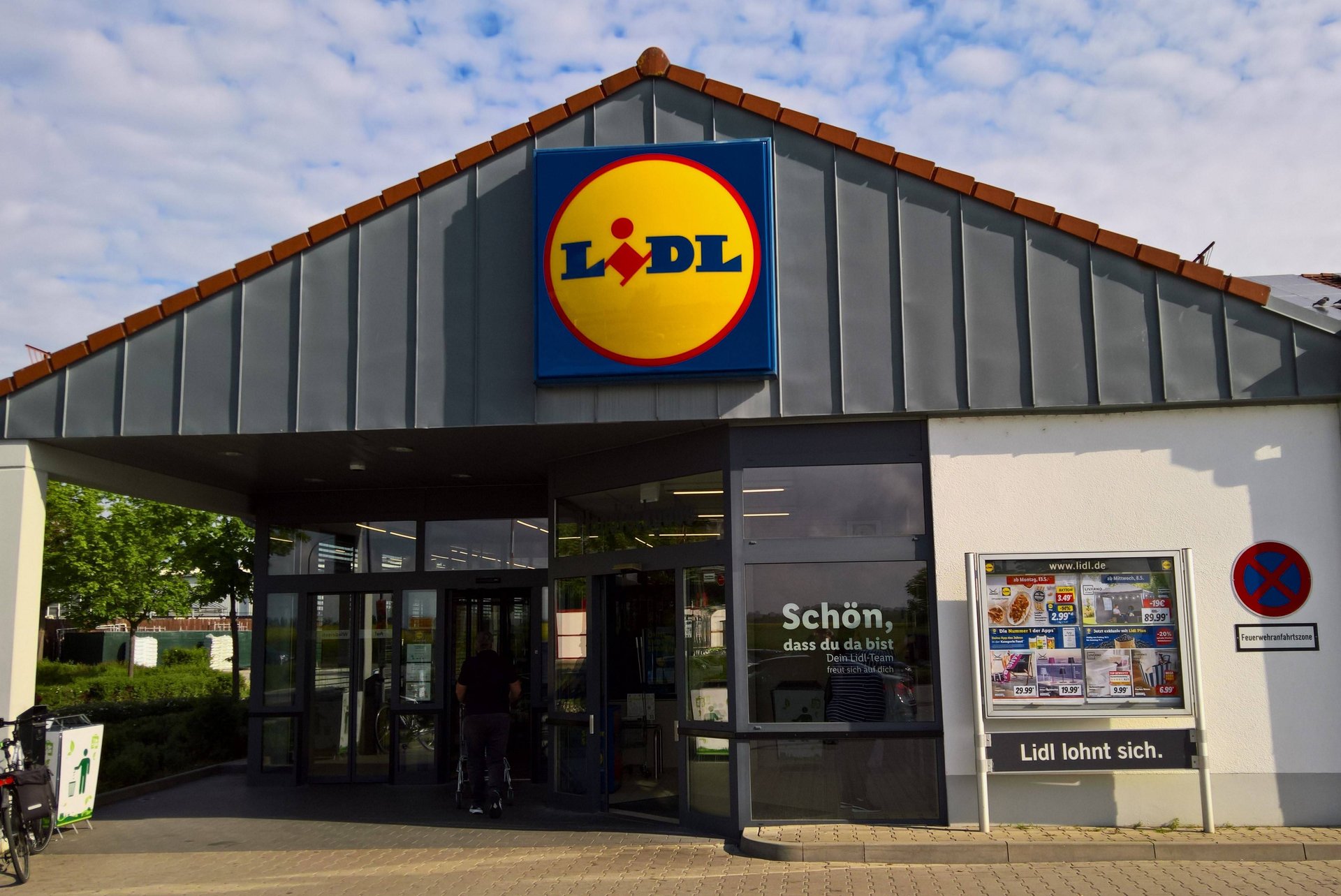Outdoor-Abenteuer geplant? Lidl hat den perfekten Wind- und Sichtschutz ...