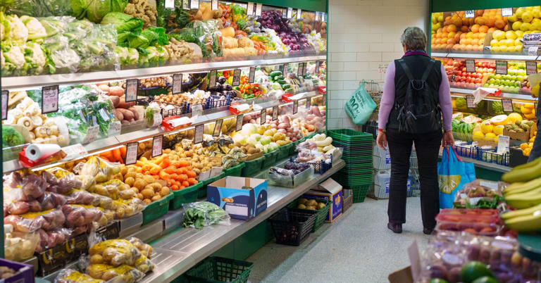 UK inflation rises to 3.4% in December, above forecasts