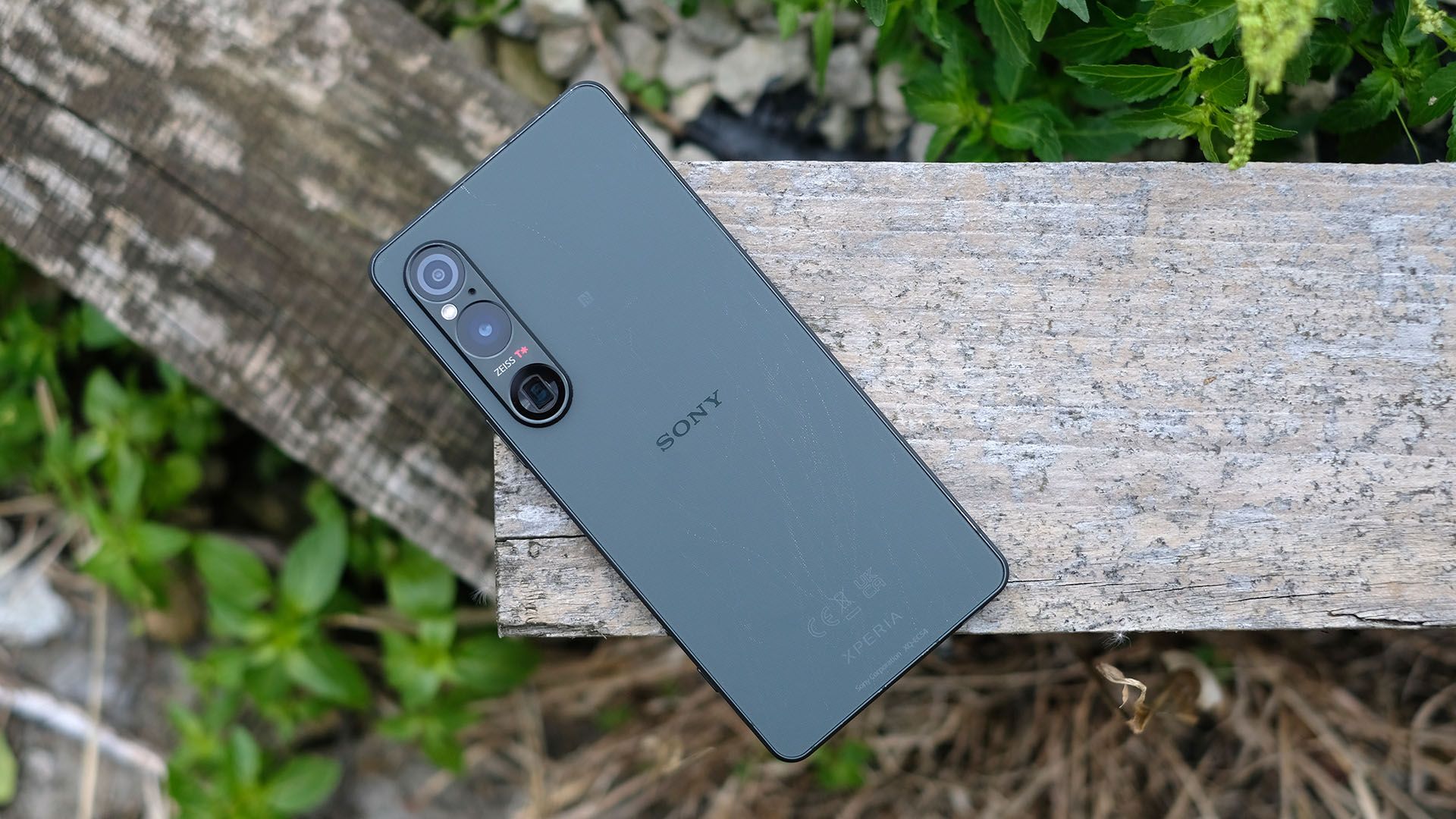 A huge Sony Xperia 1 VII leak hints at the design, colors, and features ...