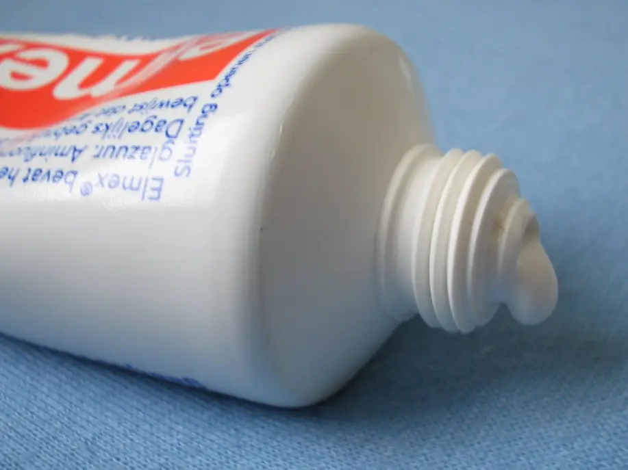 The 12 Most Unusual ’80s Ice Cream Flavors from the Past That Sound Too ...