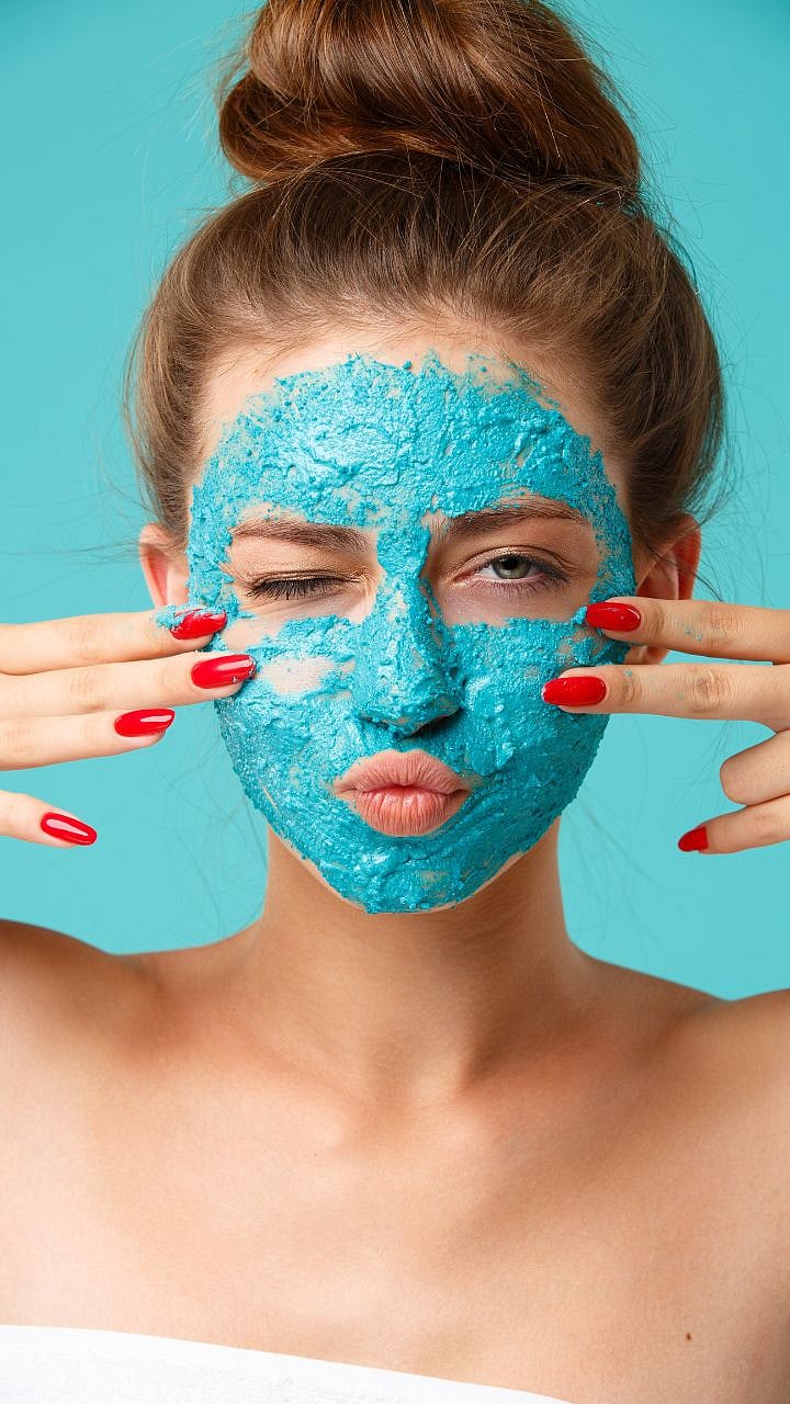 Face Bleach Side Effects | फेस ब्लीच महिन्यातून किती वेळा करणे योग्य ...