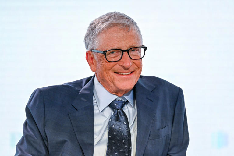 Bill Gates, 69, pledges his $107B fortune to the Gates Foundation ...