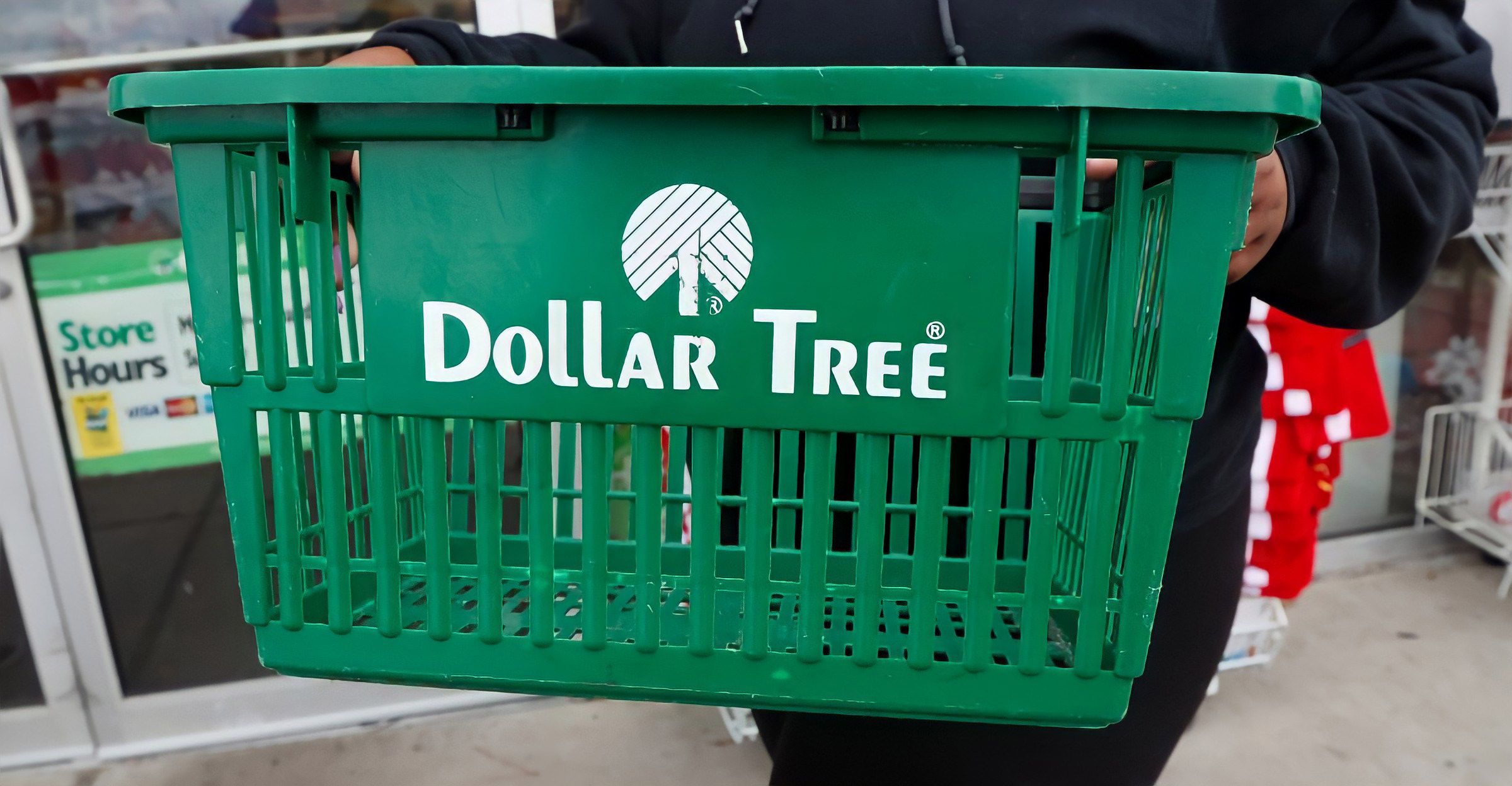 Dollar Tree Announces Major Closures Of Over 370 Stores Nationwide Dollar Tree Announces Major Closures Of Over 370 Stores Nationwide