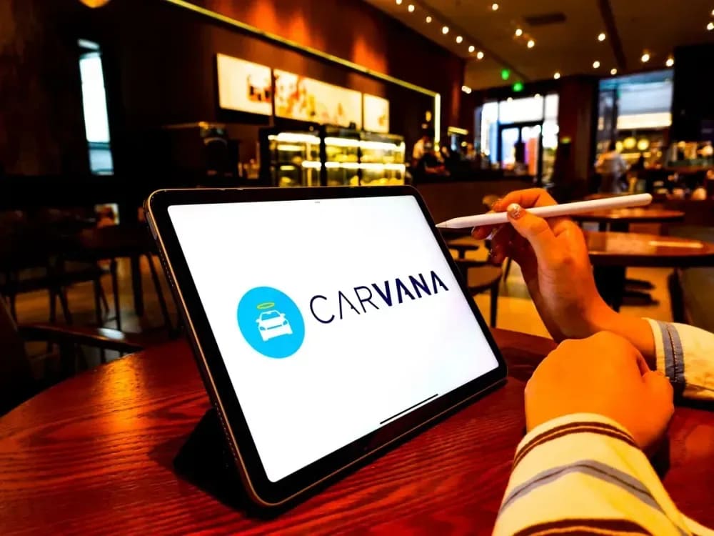 Carvana Sets Ambitious Long-Term Target, Delivers Strong Q1 Results: Retail Skeptical