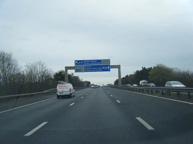 M53 crash: 'Serious' collision closes M53 southbound as police launch ...