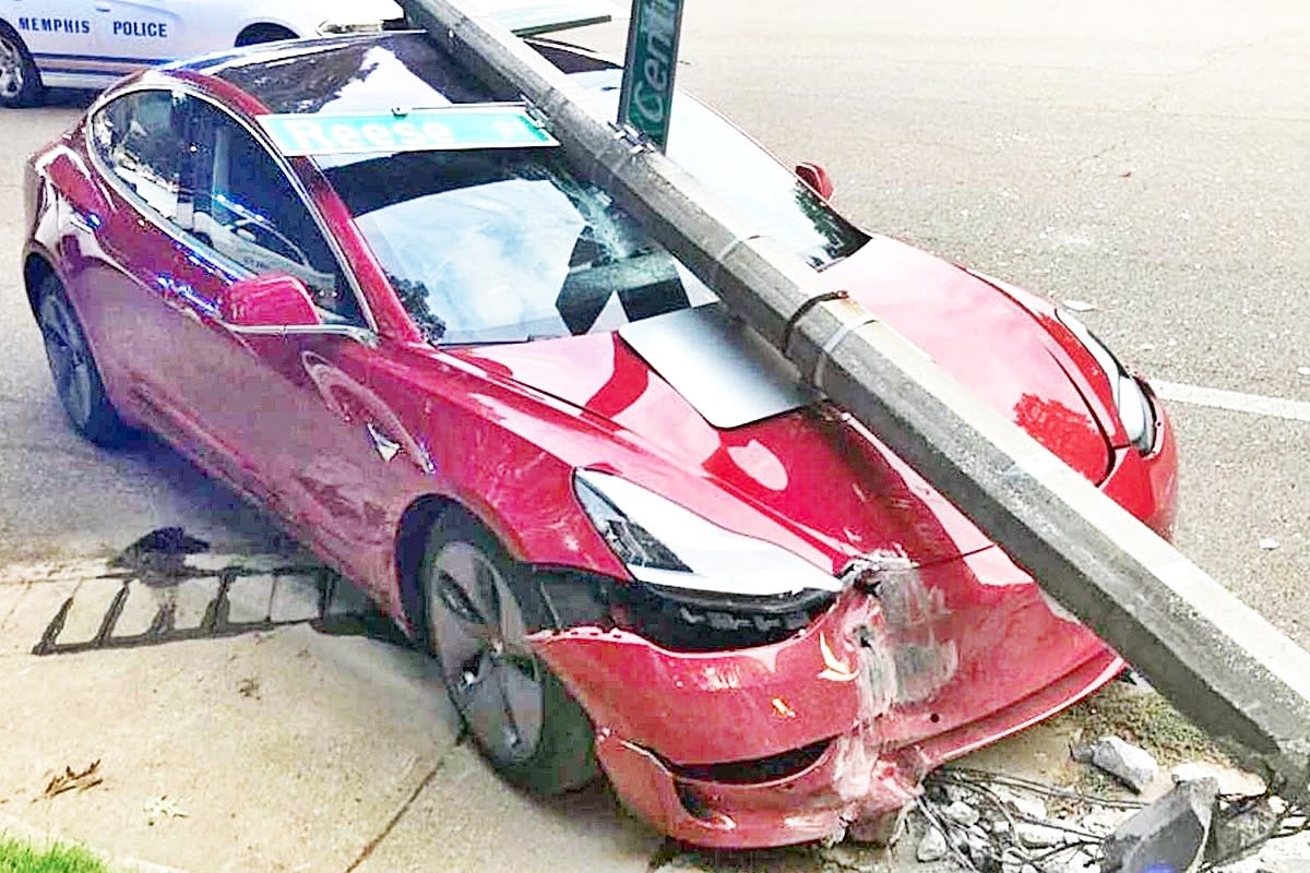 Driver Dies, Tesla Denies Fault—Now It's All Under Wraps