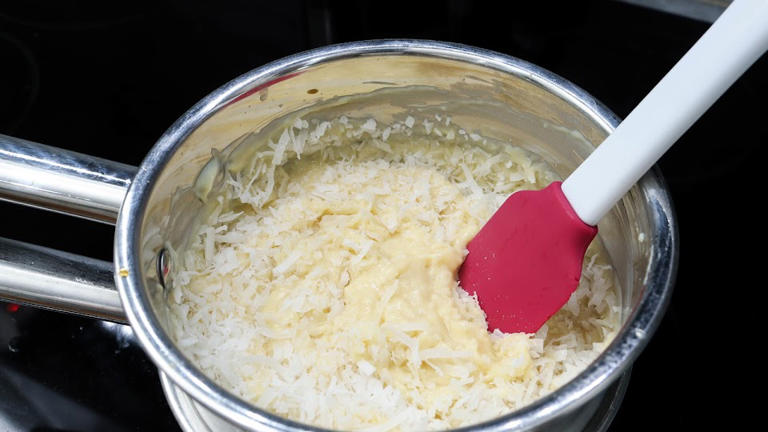 This Coconut Pie Is Such A Treat! Grammie's Coconut Pie