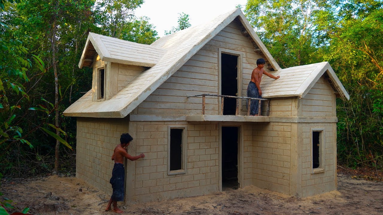 This is how two men built an underground villa with a gym and pool