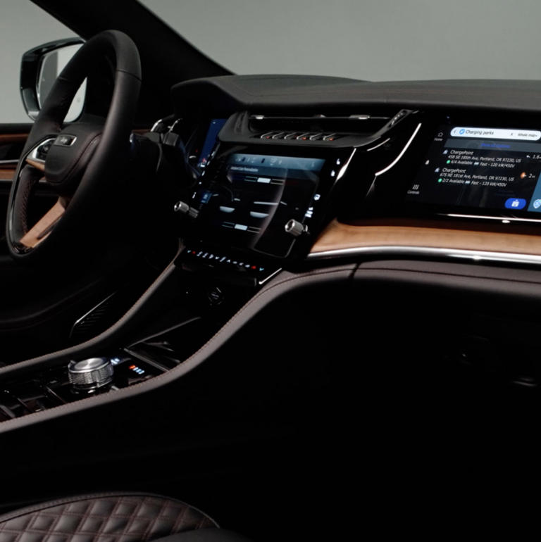 2026 Jeep Grand Cherokee Facelift Reveals Itself