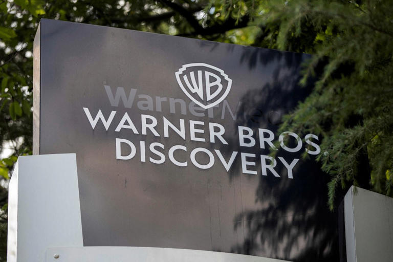 Warner Bros. Discovery shares climb as CNN parent weighs splitting off cable assets: report