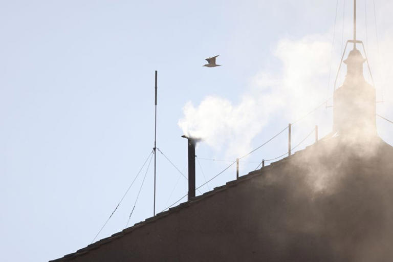 PHOTOS: New pope elected on Day 2 of voting