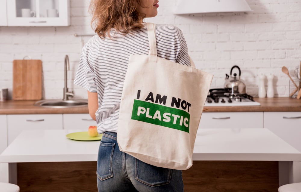International alliance unveils reusable packaging logo