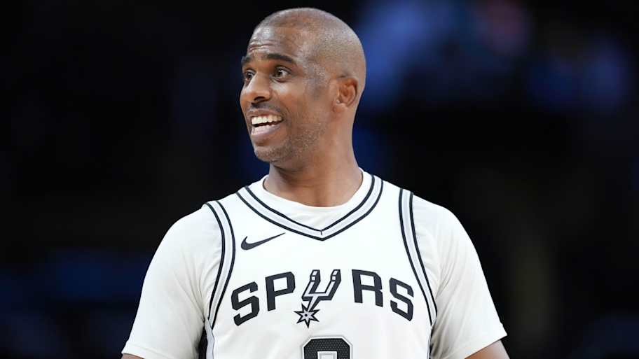 San Antonio Spurs Send Message To Chris Paul
