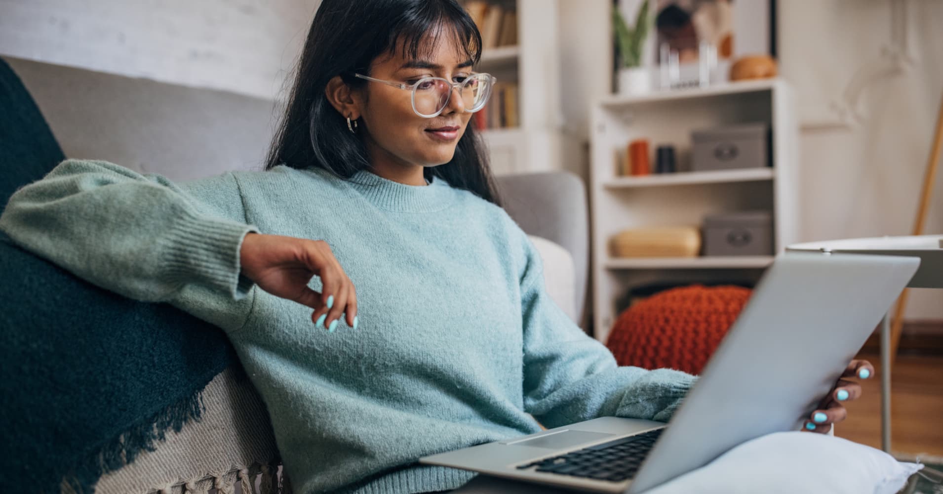 The top 10 industries for finding entry-level remote jobs right now