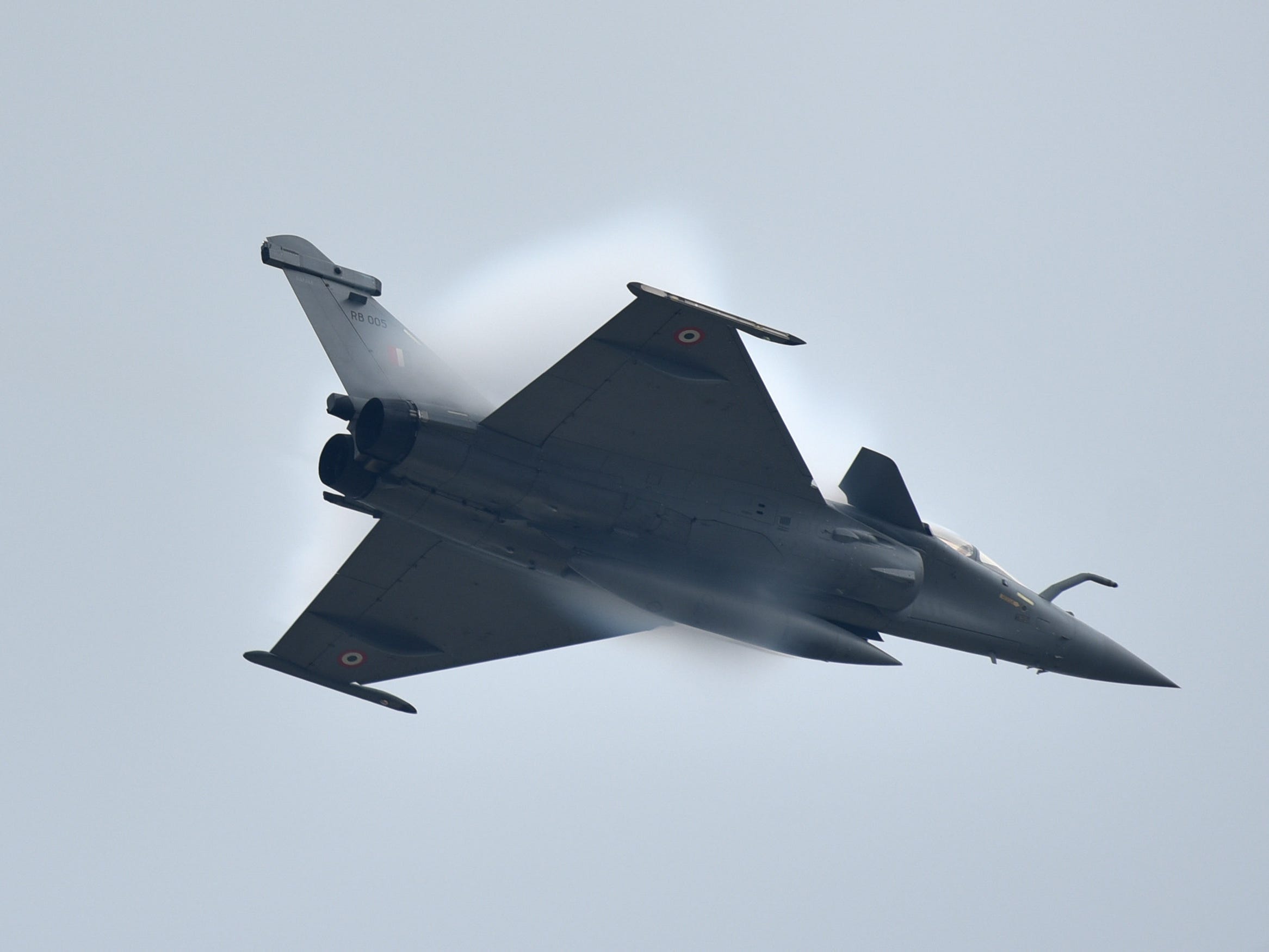 India and Pakistan are fighting with a mixed bag of foreign-made ...