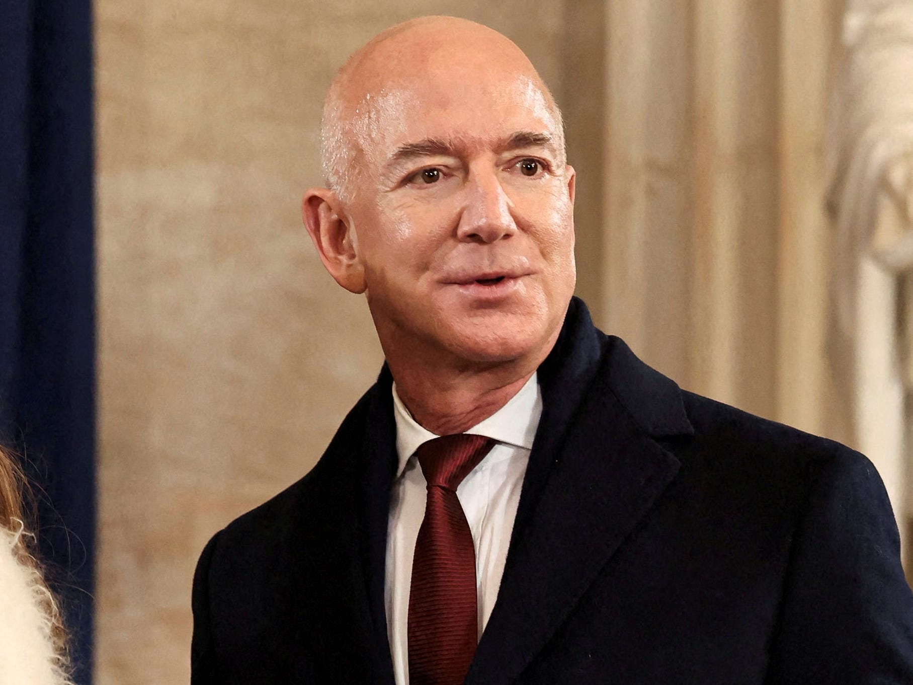 Jeff Bezos just sold one of his many Seattle mansions for $63 million ...