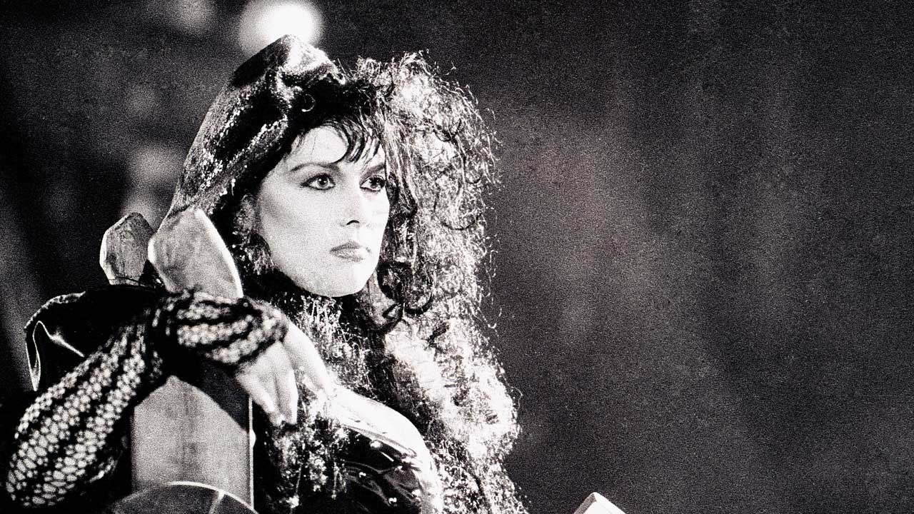 Ann Wilson says Paula Abdul was asked to teach Heart dance moves "like ...