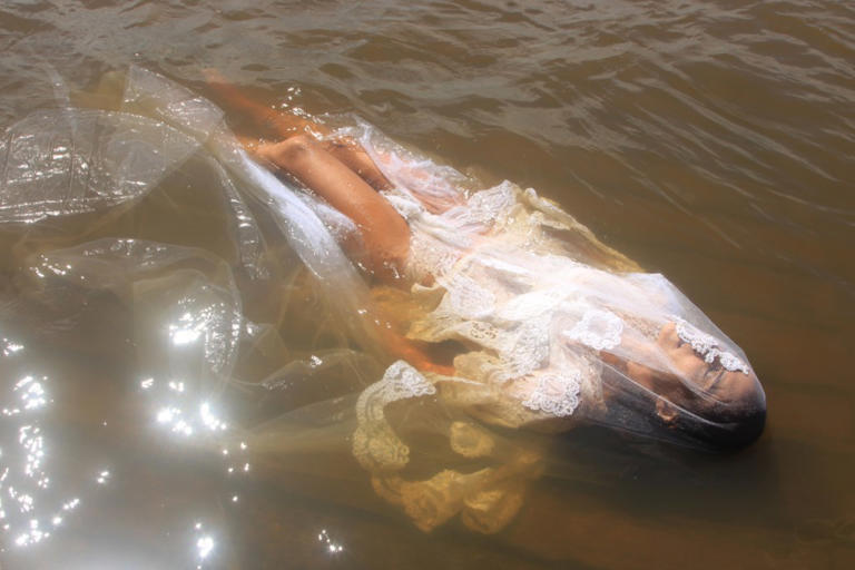 At the world-famous Madonna Inn, let them eat pink cake
