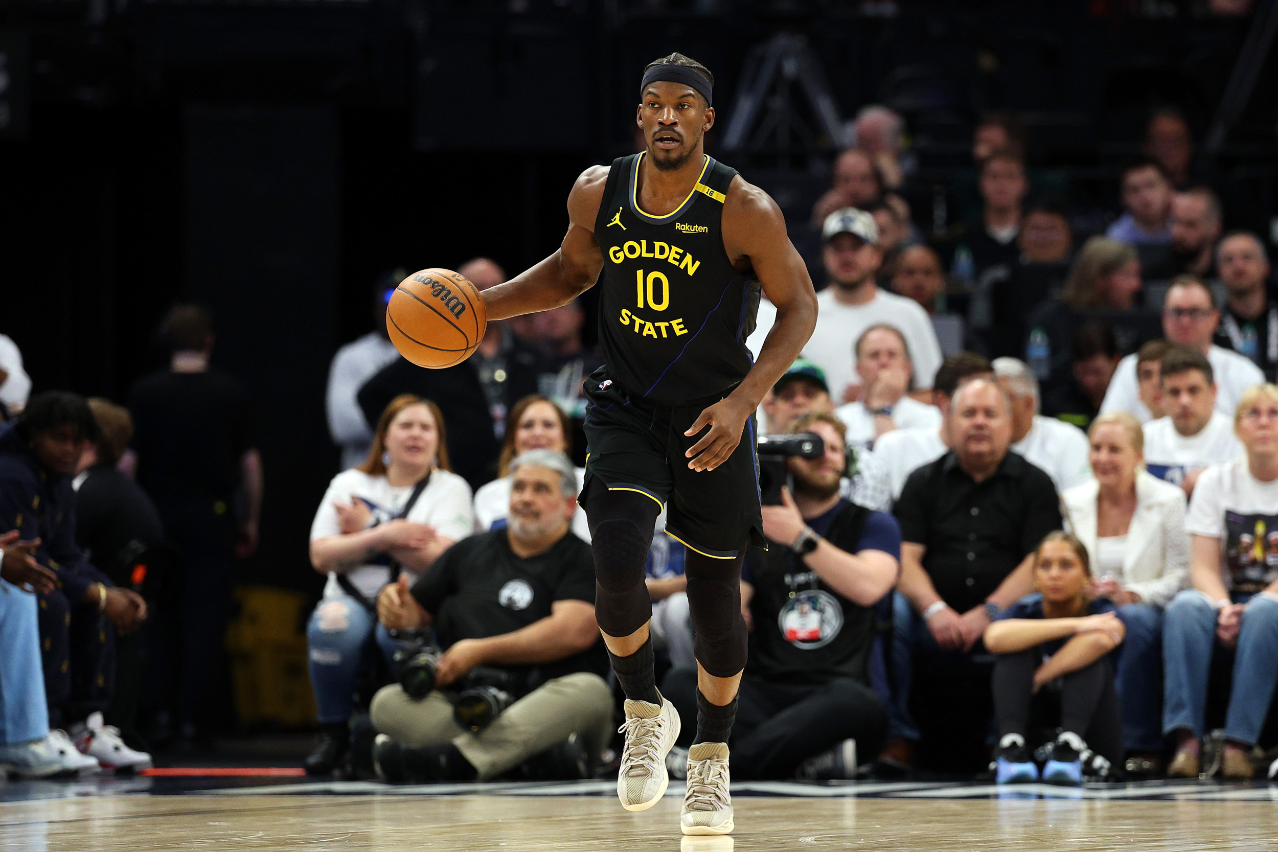 Best Warriors vs. Wolves Player Props, ATS Bets: Shorthanded GSW Eyes Upset