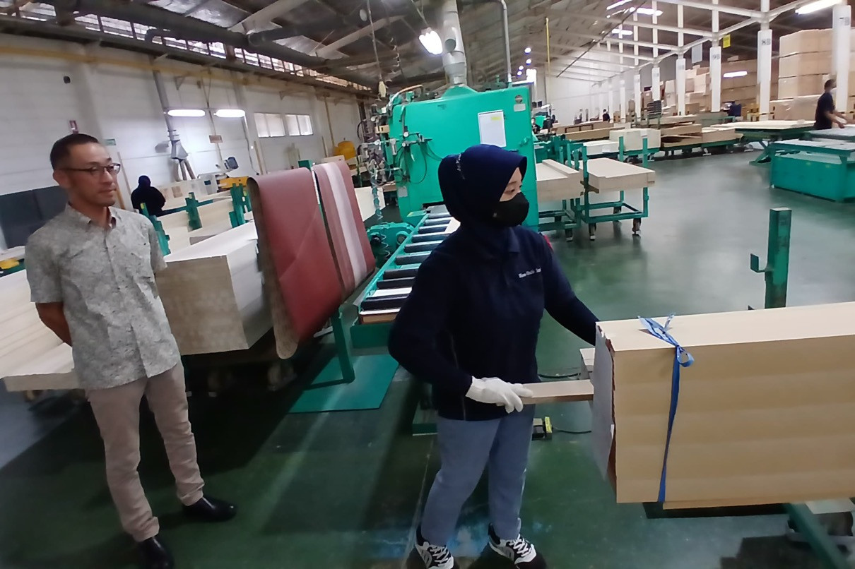 Kitchen Set Miratap Hadir dengan Kualitas Jepang, Produksi Super Cepat