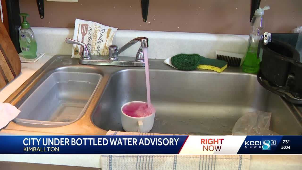 Iowa residents turn to bottled water after encountering pink tap water