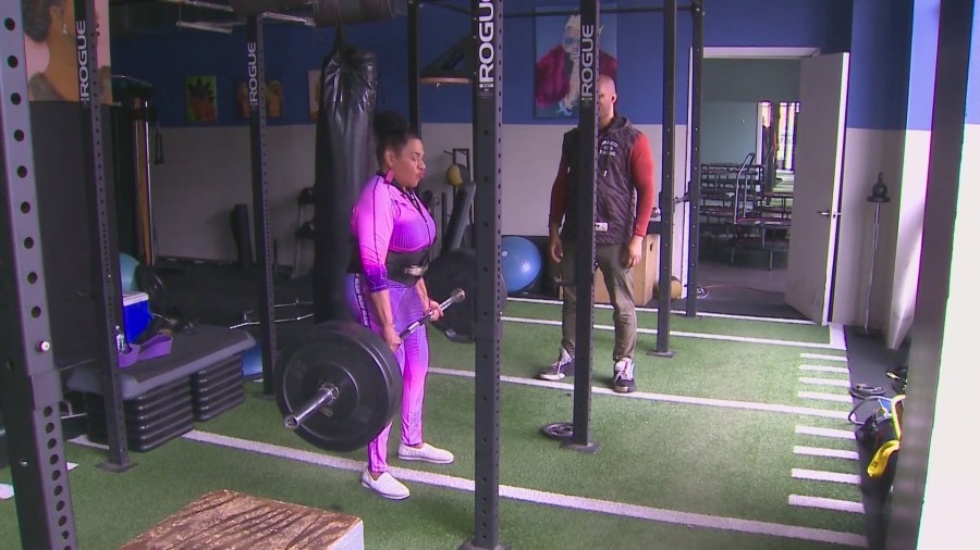 ‘Powerlifting granny’ inspires with vibrant, healthy lifestyle