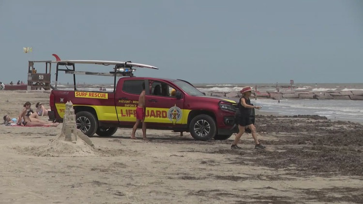 Rescue drills held on Galveston beach ahead of summer season