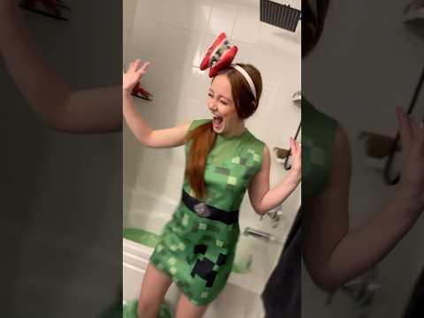 Minecraft Dance! ft Steve, Alex, Creeper & Wolf!🐺 #minecraftsong