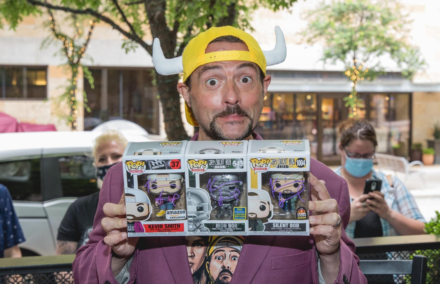 Modern collectibles that make money in 2025