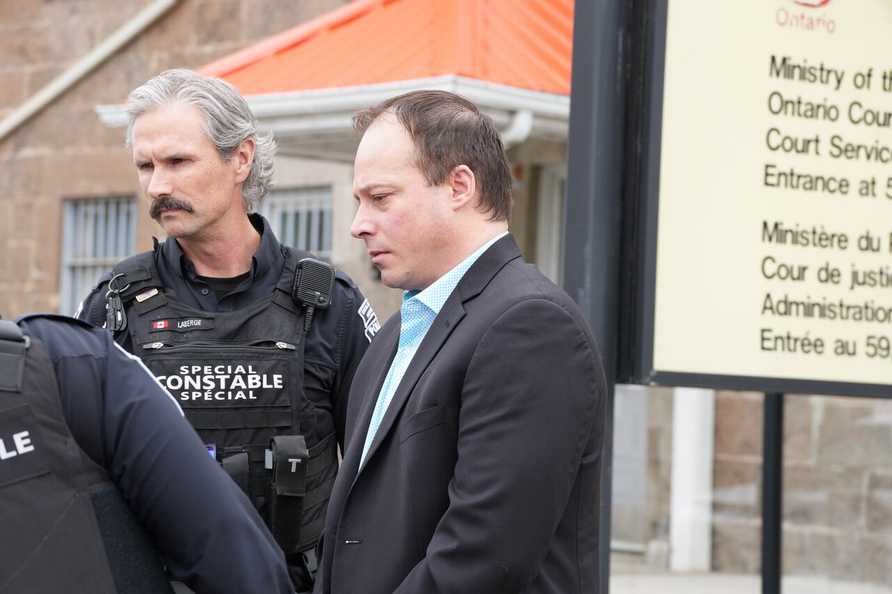 Fear turned to shock when murder accused realized he'd shot an officer ...